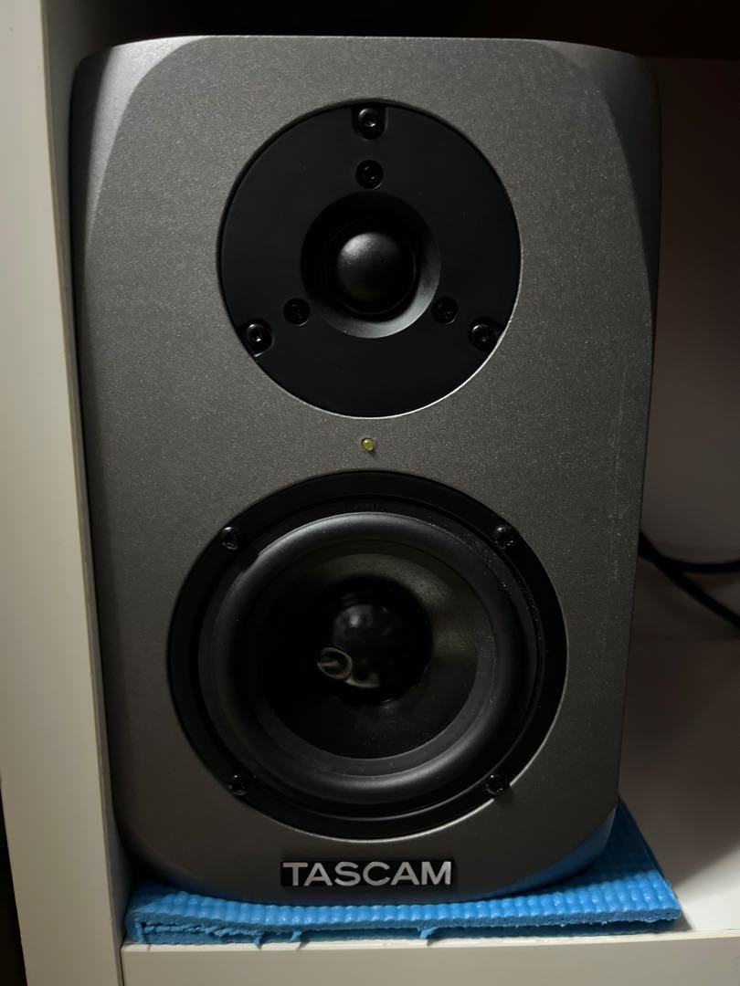 Tascam Studio Monitors Pair, Audio, Other Audio Equipment on Carousell