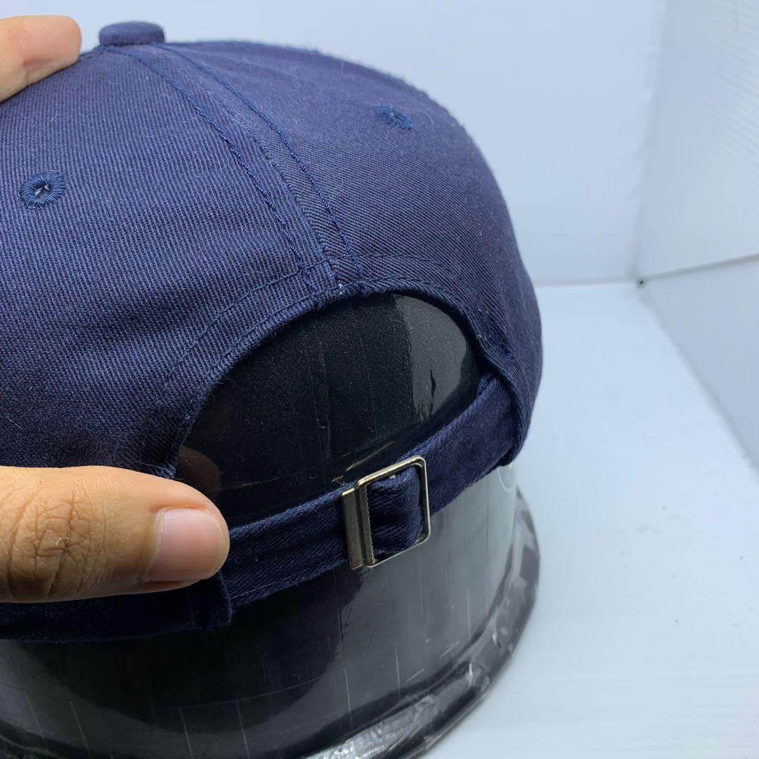 Topi Simple Ripped Motif Sobek Boston, Fesyen Pria, Aksesoris, Topi di ...