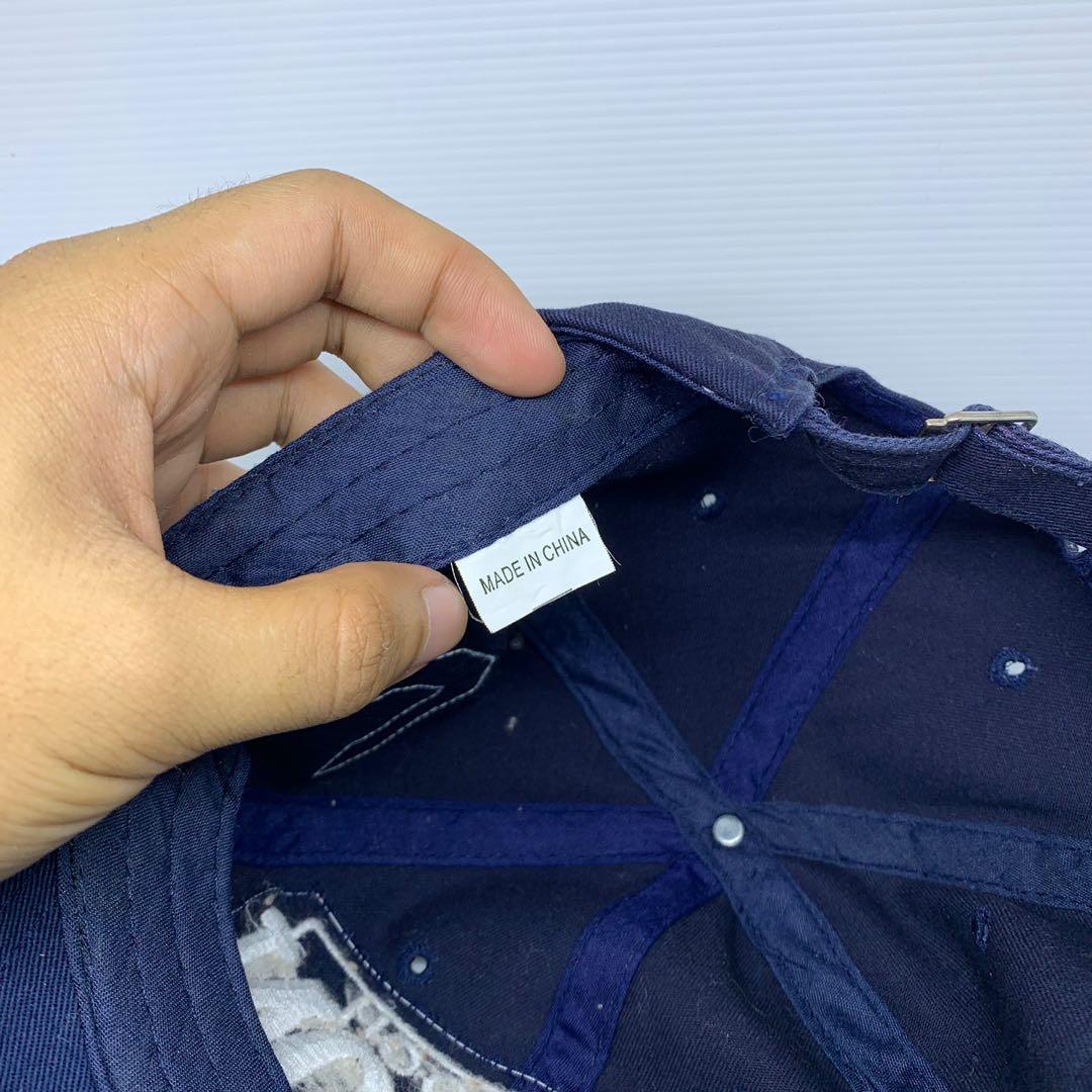 Topi Simple Ripped Motif Sobek Boston, Fesyen Pria, Aksesoris, Topi di ...