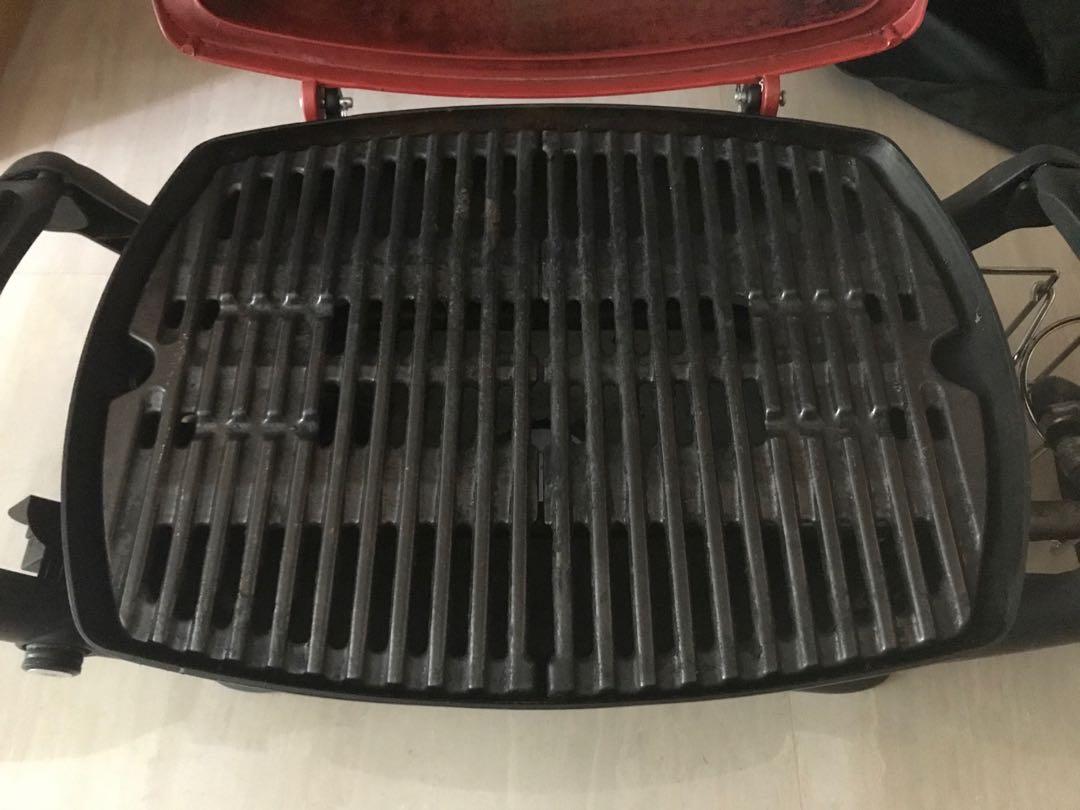 Weber Grill Q1250, TV & Home Appliances, Kitchen Appliances, BBQ ...