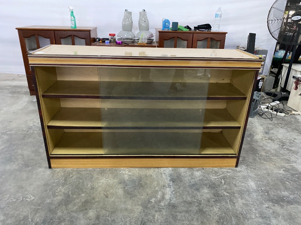Wooden Low Cabinet with 2 Glass Sliding Door / Kabinet Rendah Kayu ...