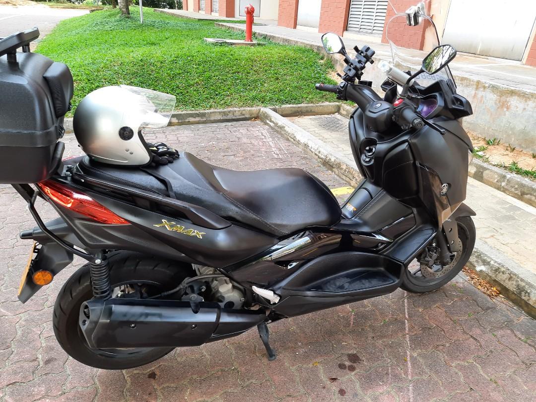 Original Givi Xmax 300 or 250 rear rack, Motorcycles, Motorcycle ...