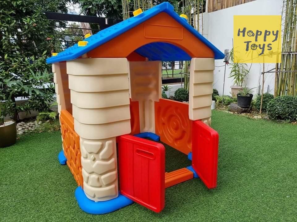 45" tall Playhouse, Hobbies & Toys, Toys & Games on Carousell