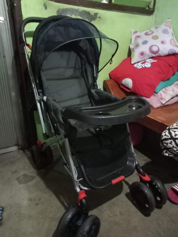 Baby stroller 1month used, Babies & Kids, Nursing & Feeding, Baby High ...
