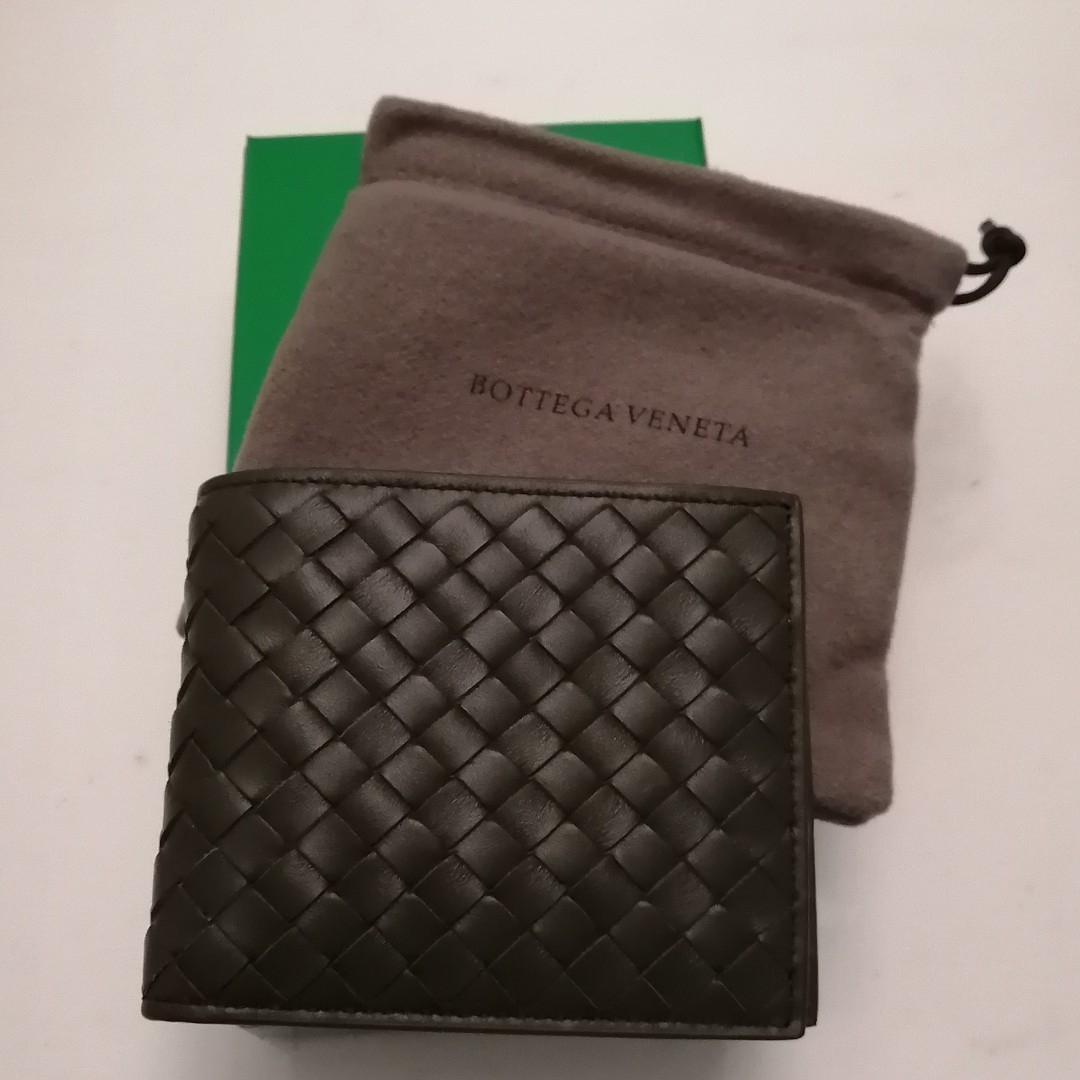 Bottega Veneta Mens Classic Wallet (SOLD), Men's Fashion, Watches ...