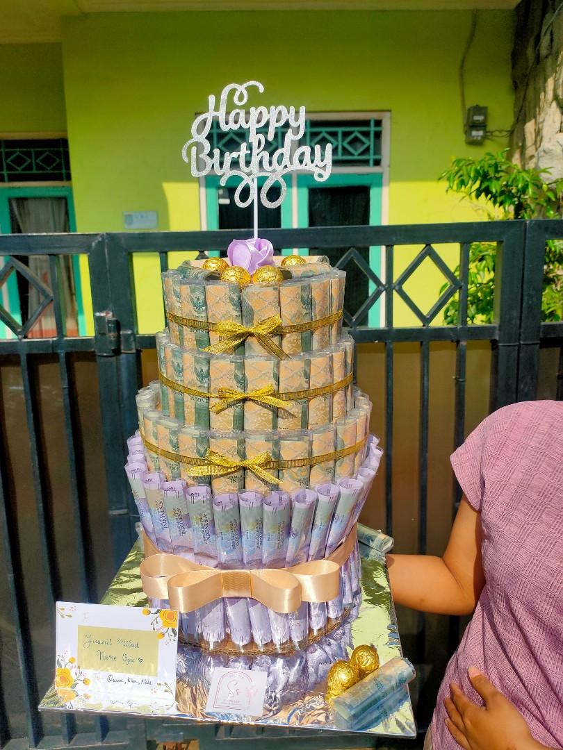 Custom Money Cake, Desain & Kerajinan Tangan, Barang & Aksesoris ...