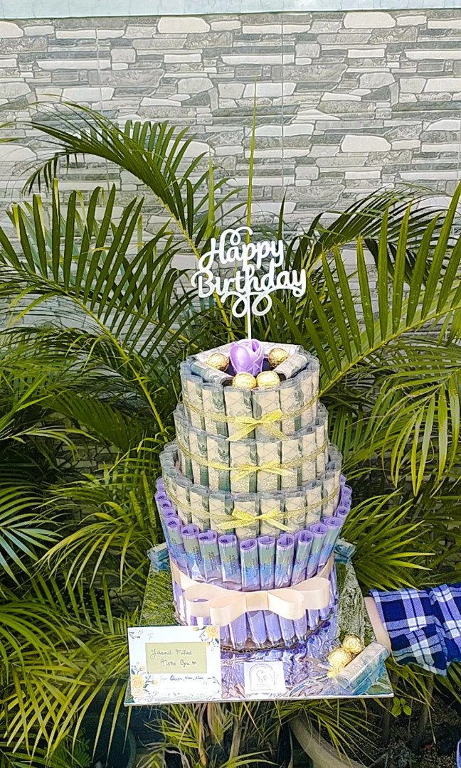 Custom Money Cake, Desain & Kerajinan Tangan, Barang & Aksesoris ...