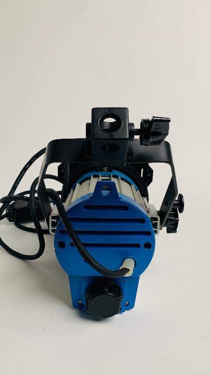 Dyna Core DTW 300/500 Watt Tungsten Fresnel, Photography, Photography ...