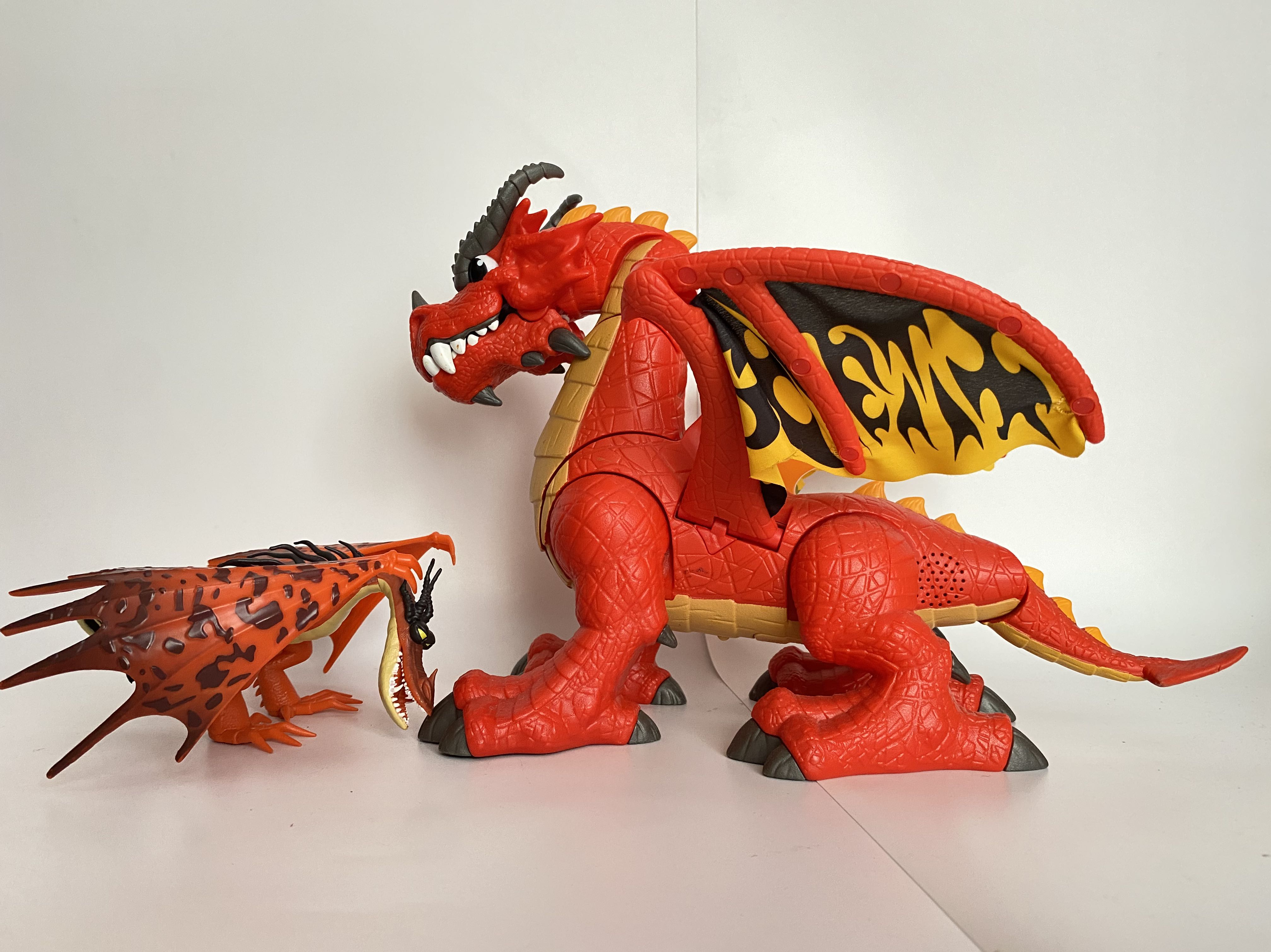 Fisher Price Dragon Set(Batt-Op), Hobbies & Toys, Toys & Games on Carousell