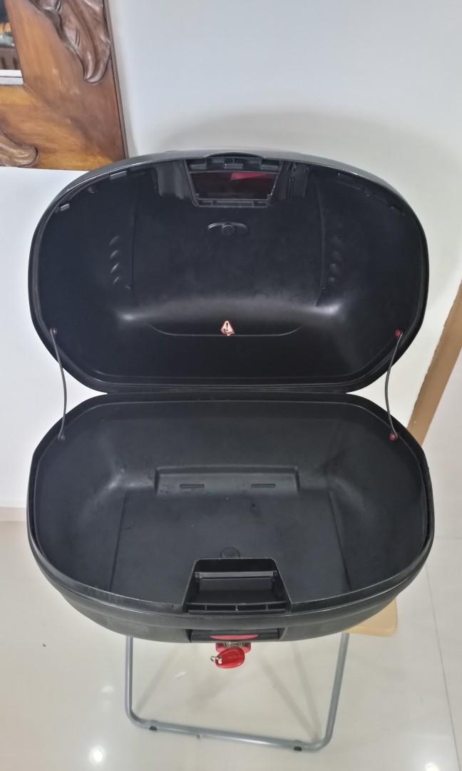 Givi Simply E450 top box, Motorcycles, Motorcycle Accessories on Carousell