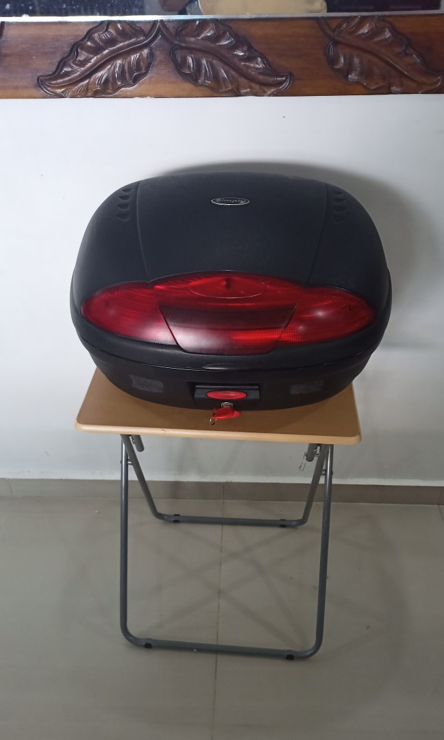 Givi Simply E450 top box, Motorcycles, Motorcycle Accessories on Carousell
