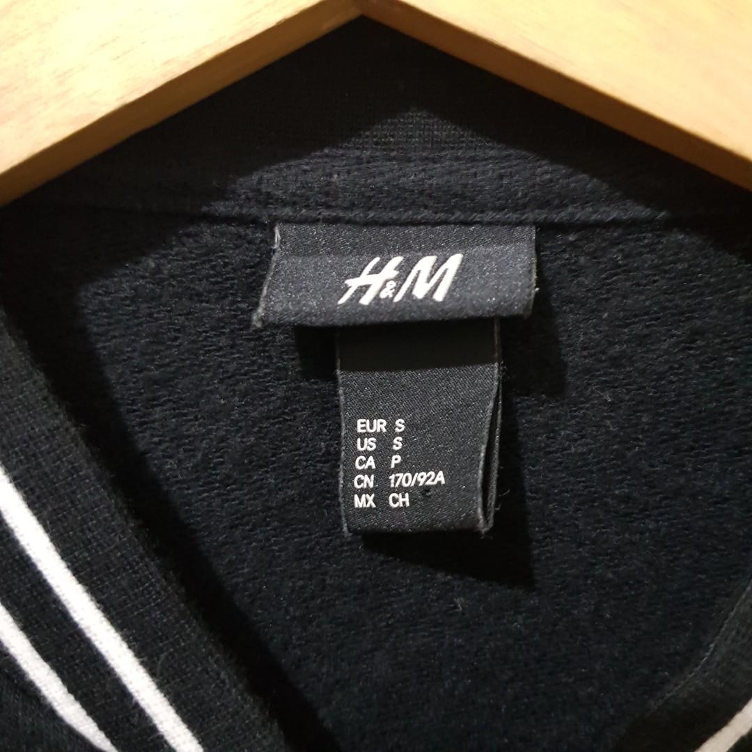 H&M varsity jacket (JAKET), Fesyen Pria, Pakaian , Baju Luaran di Carousell