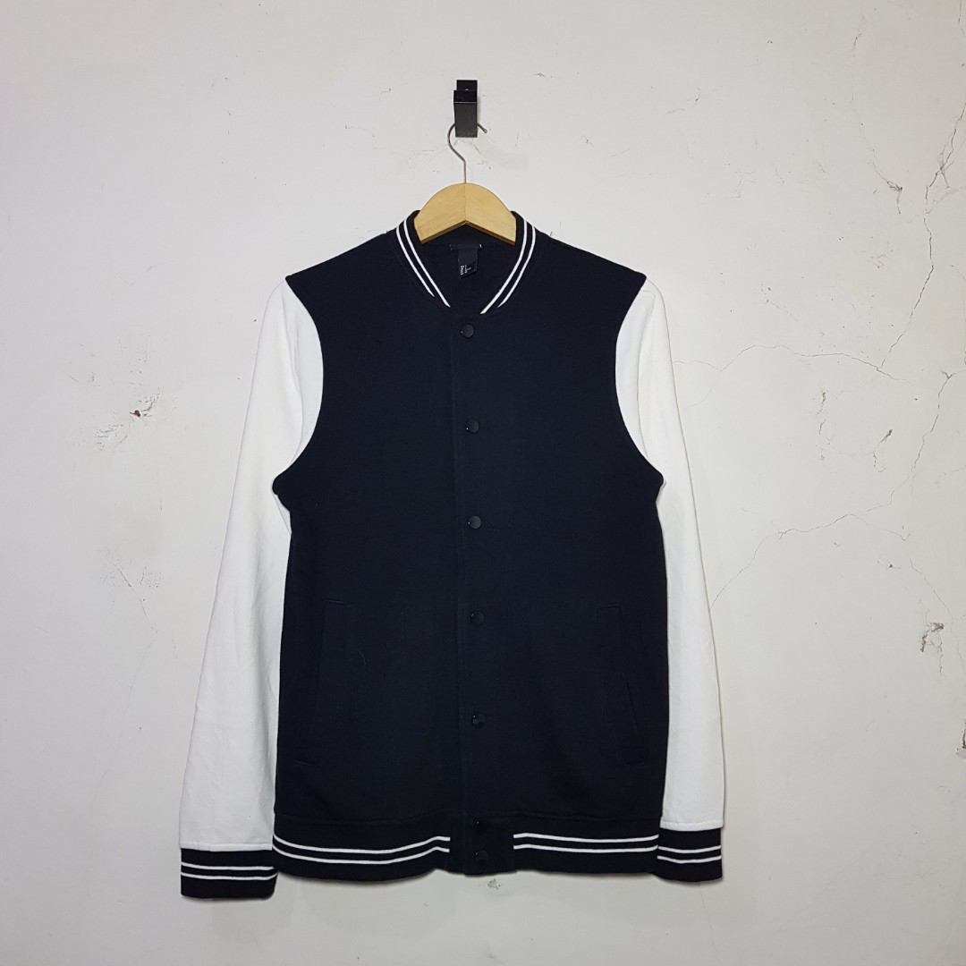 H&M varsity jacket (JAKET), Fesyen Pria, Pakaian , Baju Luaran di Carousell