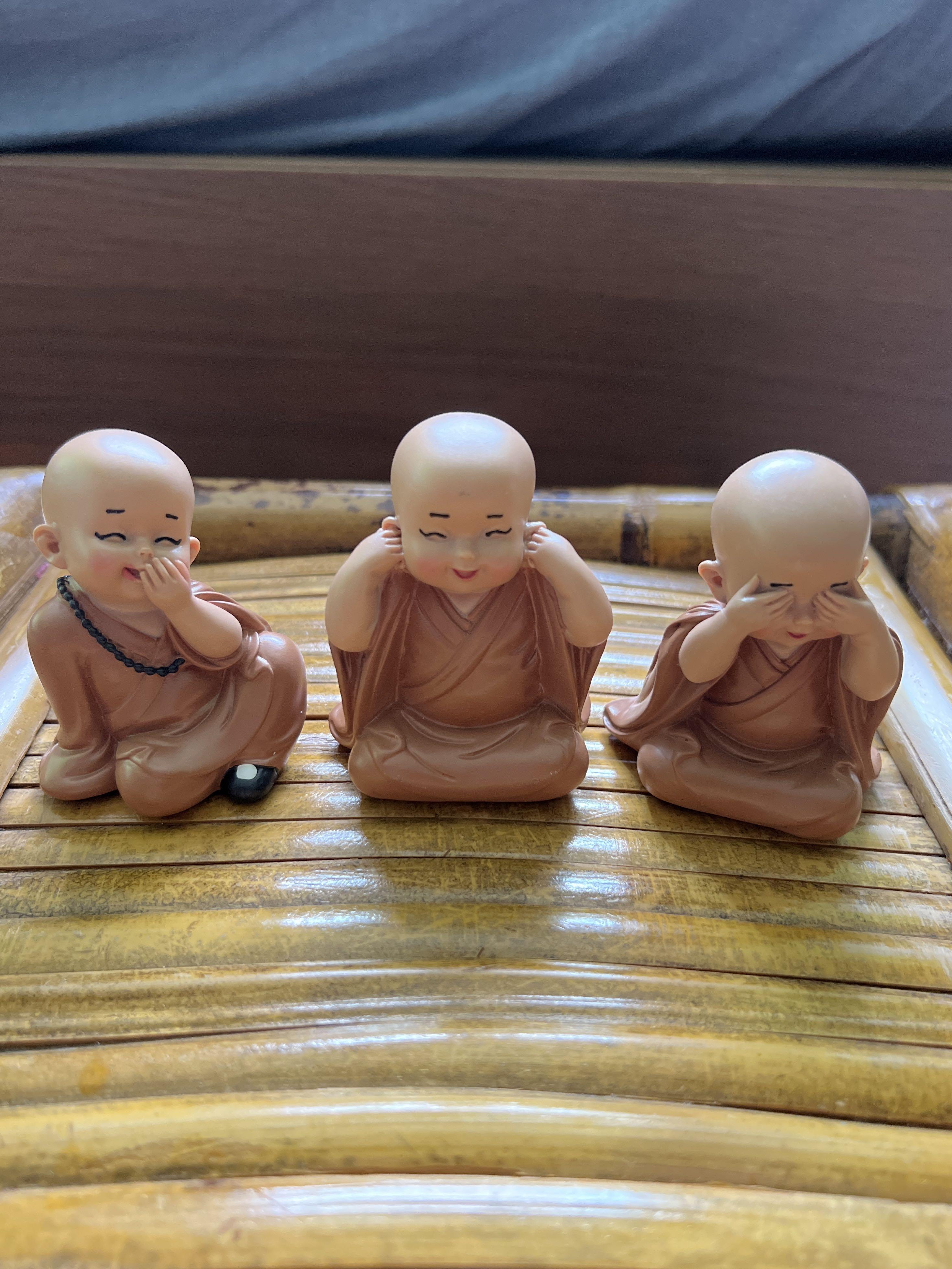Little Monk Figurines in Monk Robes, Hobbies & Toys, Memorabilia ...