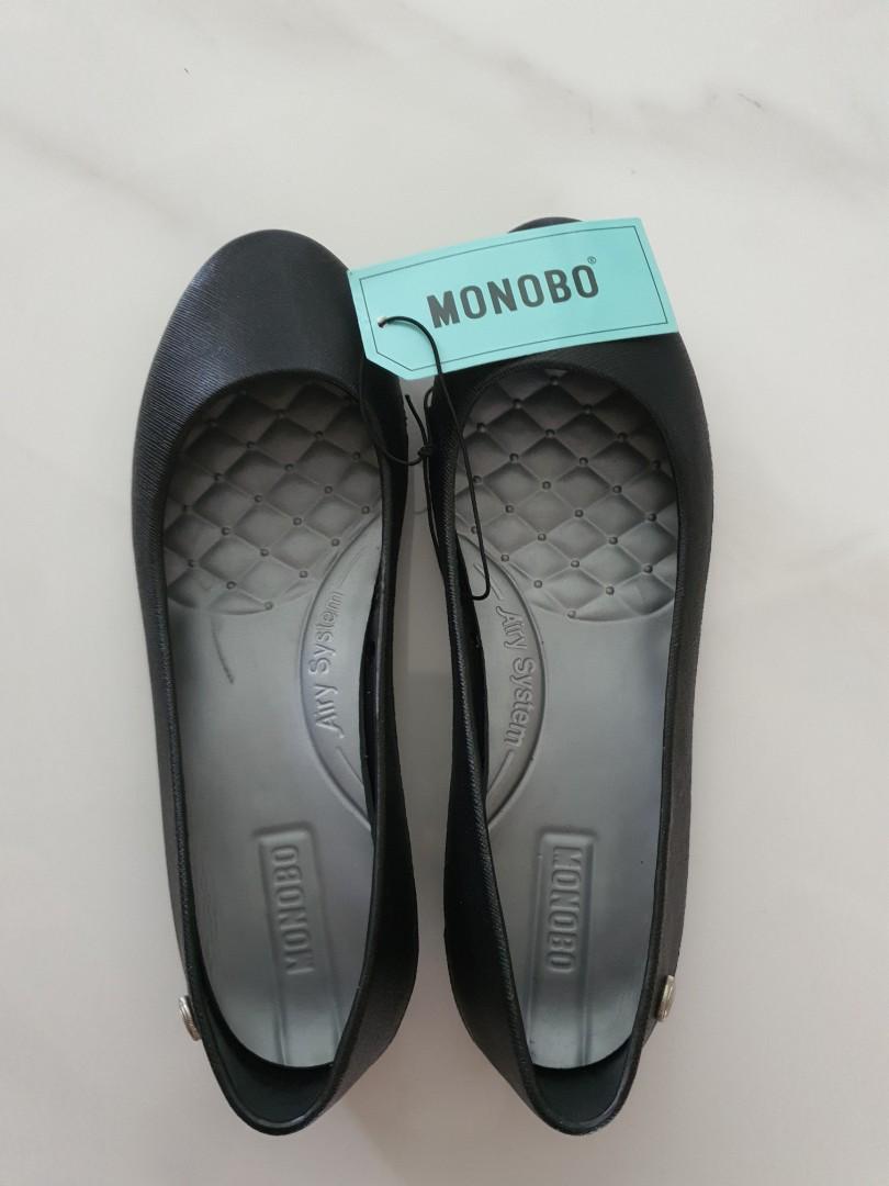 Monobo Signature Emma shoes, Women's Fashion, Footwear, Shoe inserts on ...