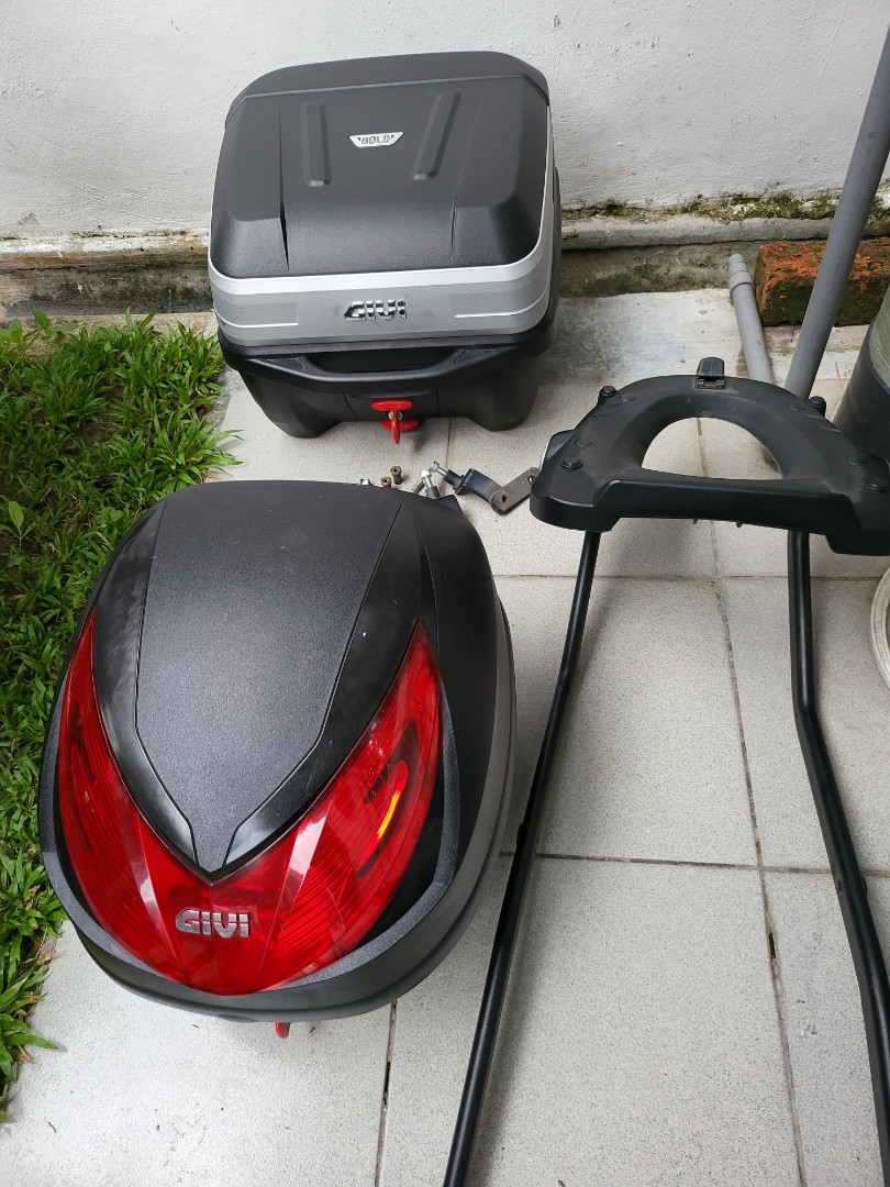 Monorack givi heavy duty and 2 box, Auto Accessories on Carousell