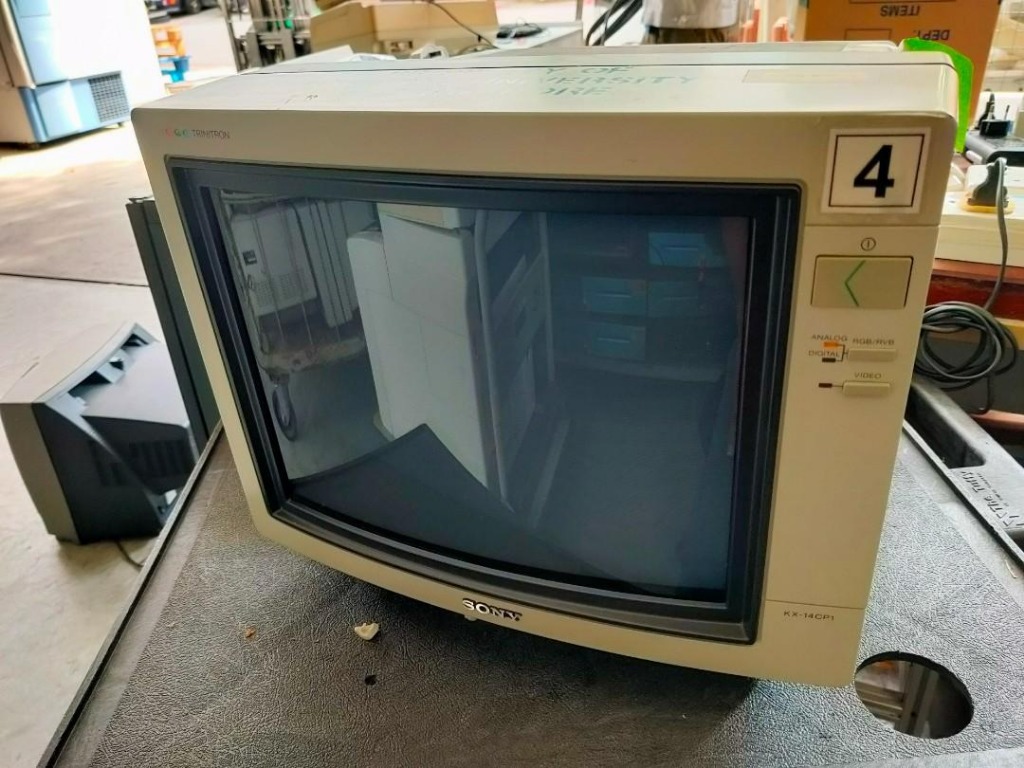 Sony Trinitron 14'' Display Unit/Monitor for sale @ $60 each (AAR 1308 ...
