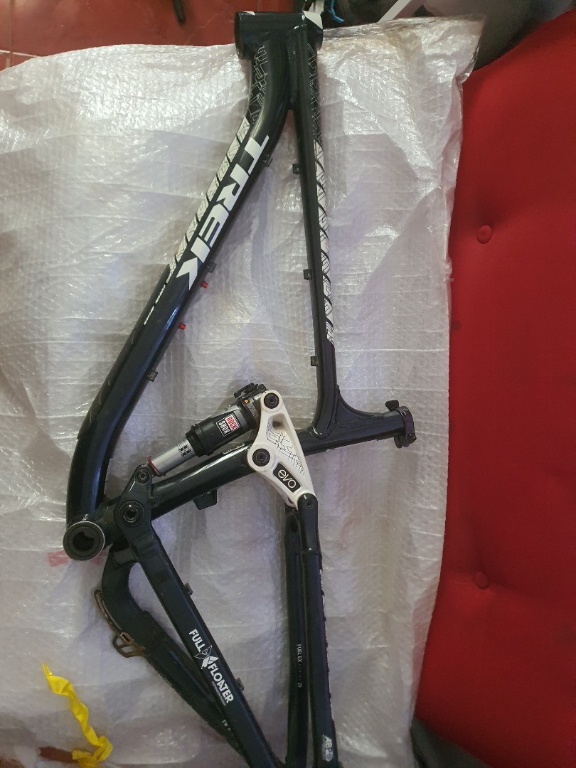 Trek fuel ex 5 full sus mtb frame, Sports Equipment, Bicycles & Parts ...