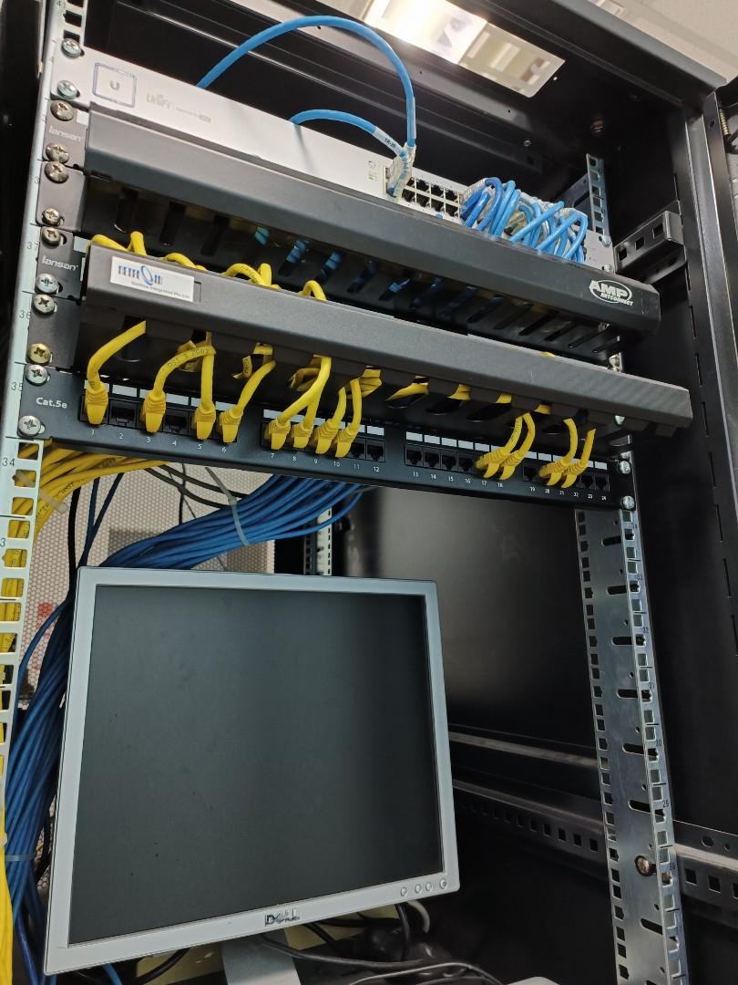 Used Server Rack 42U, Everything Else on Carousell