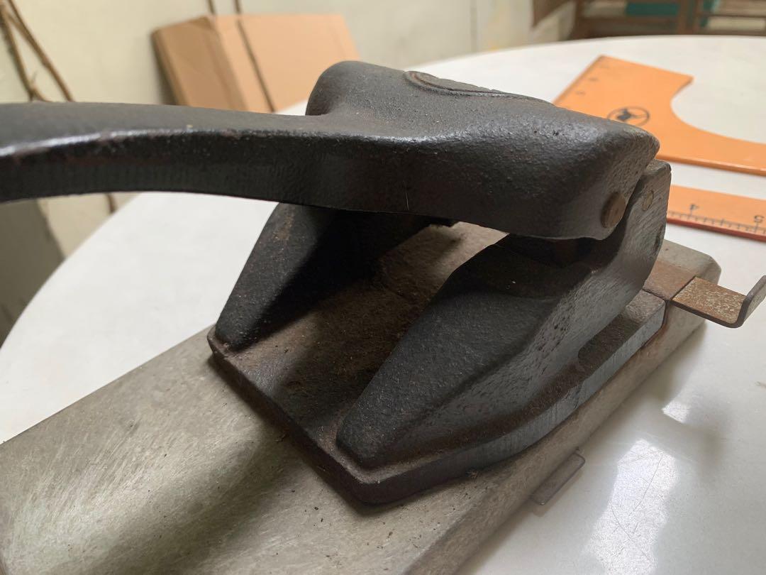 Vintage paper hold puncher (rare), Hobbies & Toys, Memorabilia ...