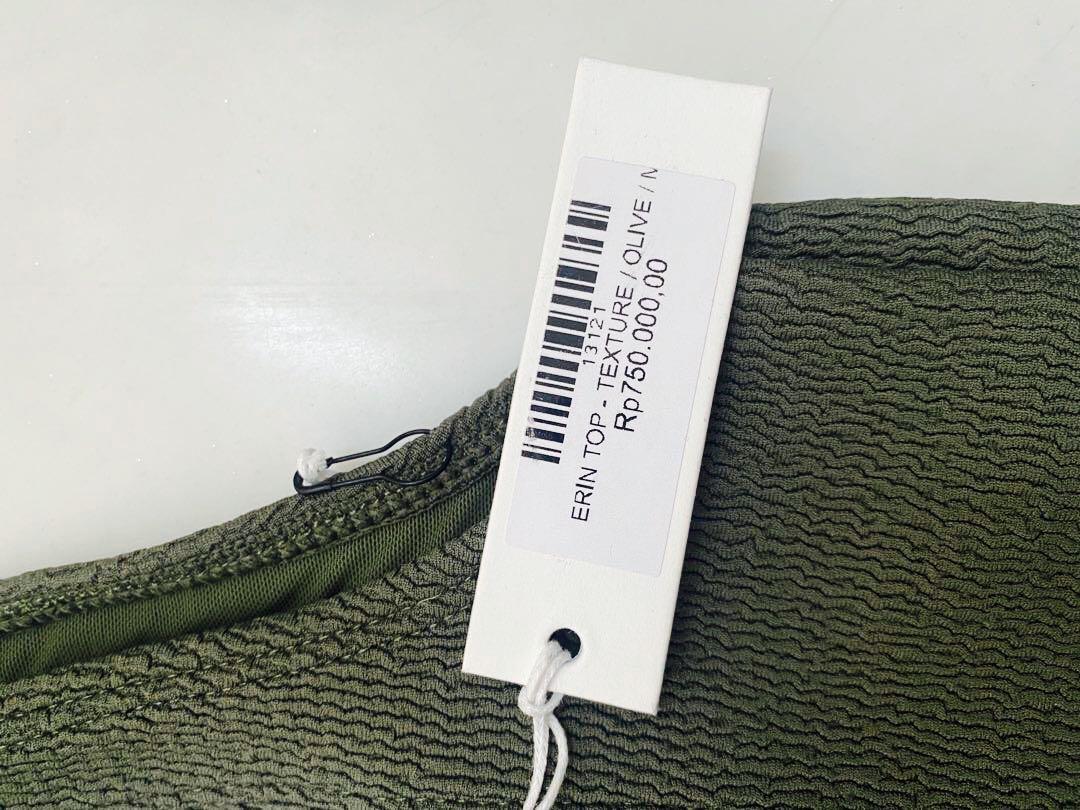 Wanderlust Swim Erin Bikini Top Olive, Women's Fashion, Swimwear ...