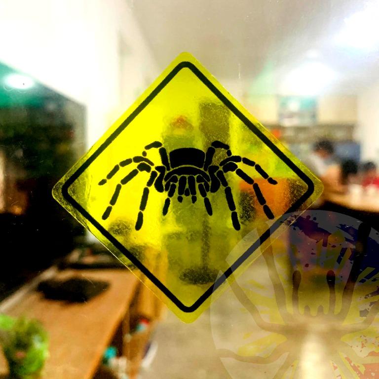 WARNING SIGN DECAL (TARANTULA & SCORPION), Pet Supplies, Homes & Other ...