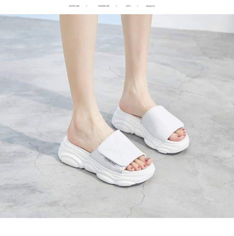 White platform slides, Women's Fashion, Footwear, Slippers and slides ...