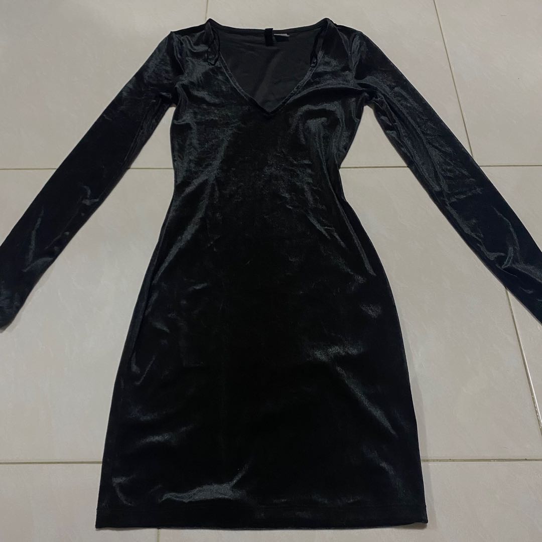 y2k grudge body hugging mini dress, Women's Fashion, Dresses & Sets ...