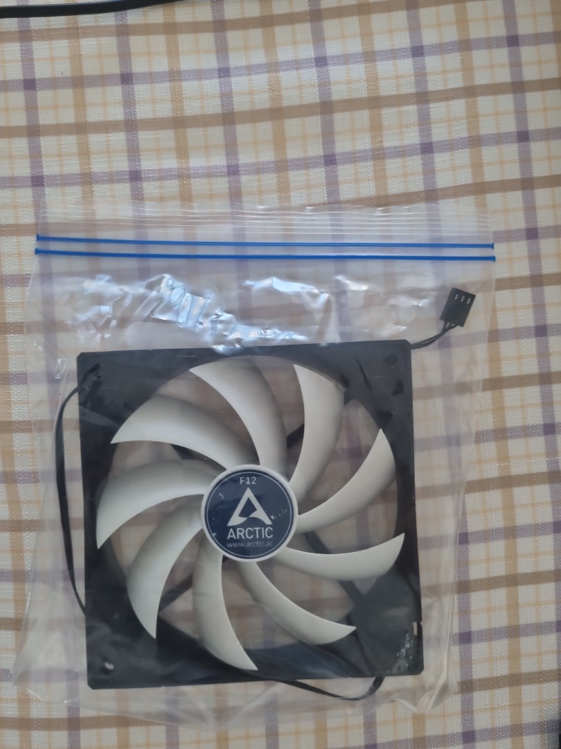 Arctic Case Fan, Computers & Tech, Parts & Accessories, Computer Parts ...