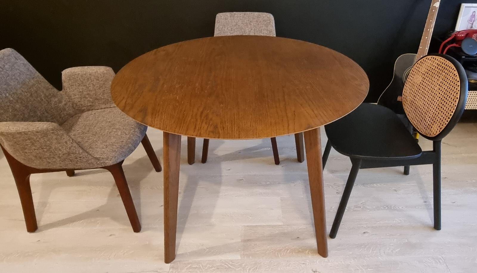 Comfort Design Round Table, Furniture & Home Living, Furniture, Tables ...