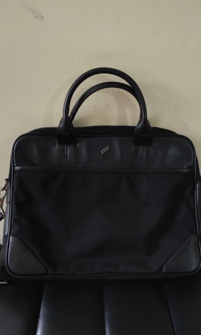 Daniel Hechter smart casual sling bag, Men's Fashion, Bags, Sling Bags ...