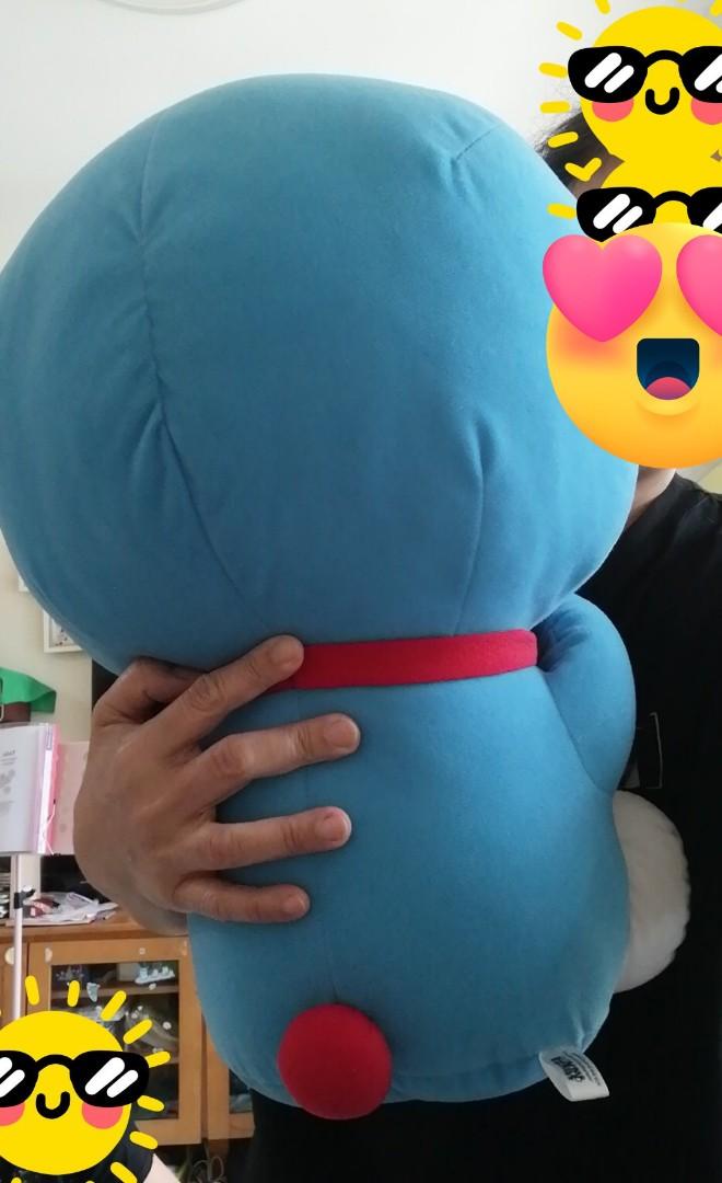 Doraemon, huge very cute, 興趣及遊戲, 玩具 & 遊戲類 - Carousell