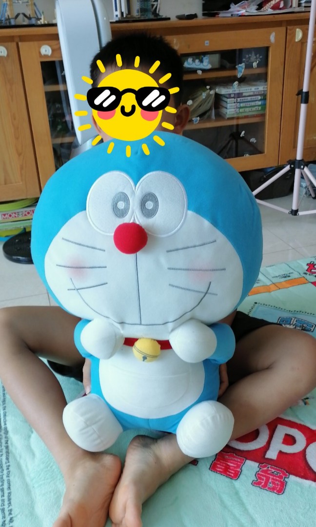 Doraemon, huge very cute, 興趣及遊戲, 玩具 & 遊戲類 - Carousell
