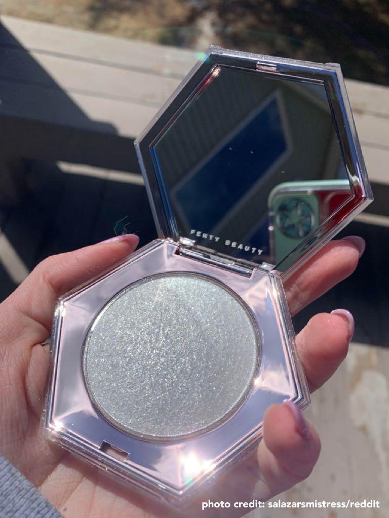 Fenty Beauty Diamond Bomb All-Over Diamond Veil Highlighter (How Many ...