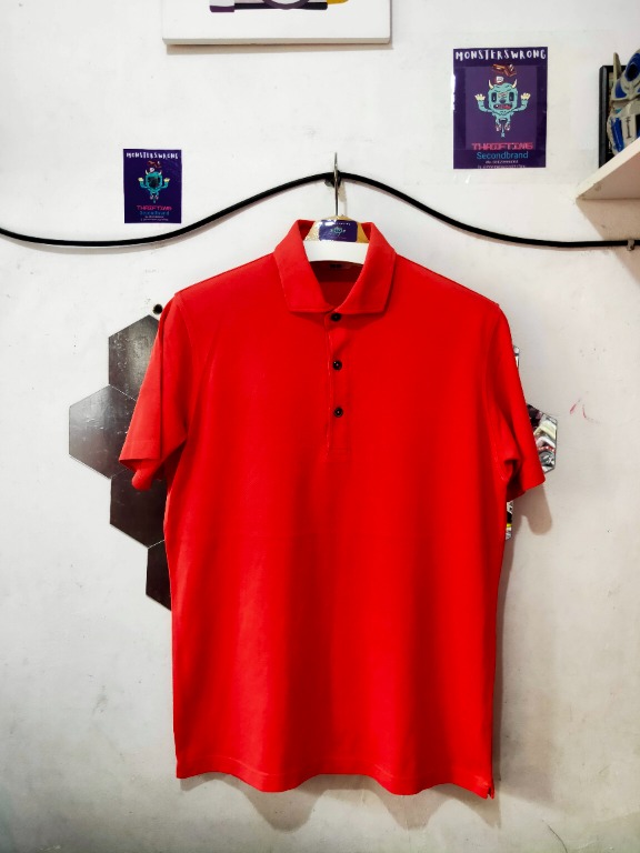 Kaos Polo Uniqlo Merah Fanta Polos, Fesyen Pria, Pakaian , Atasan di ...