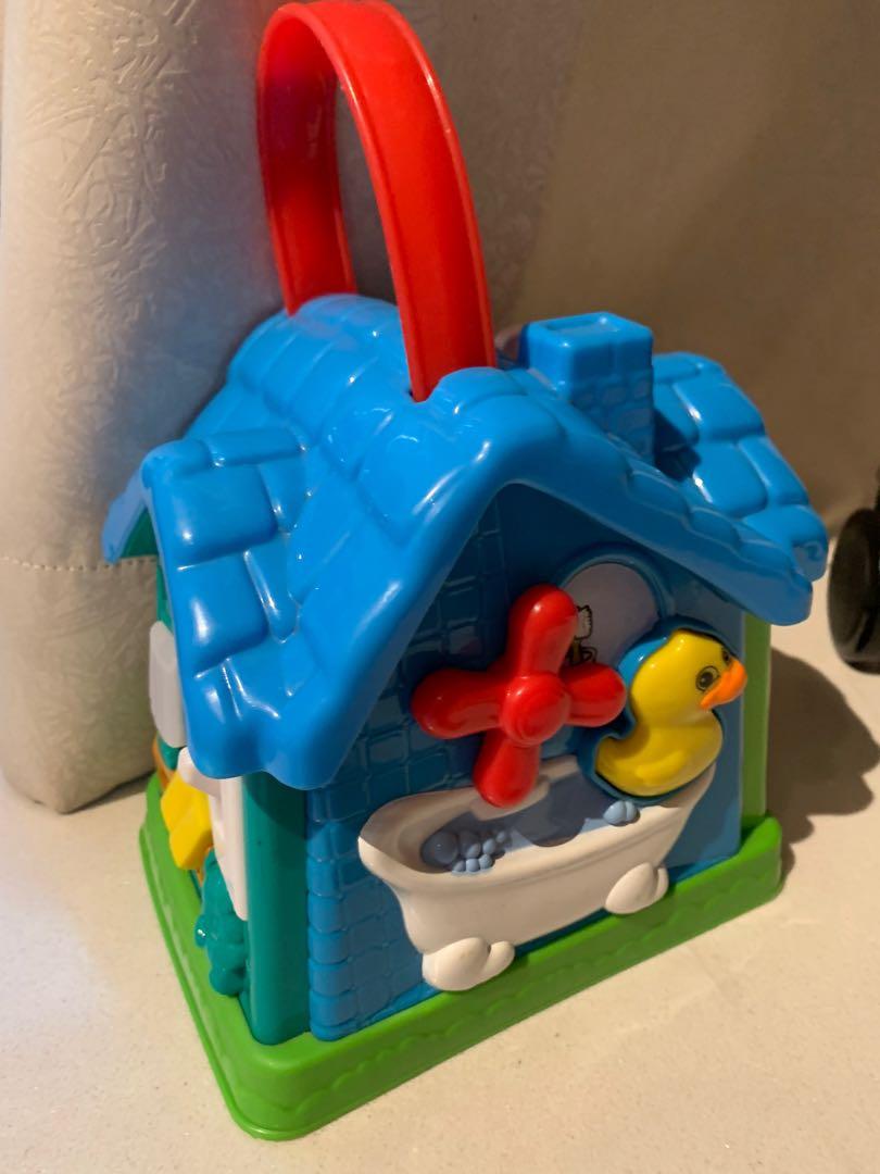 LeapFrog house, Hobbies & Toys, Toys & Games on Carousell