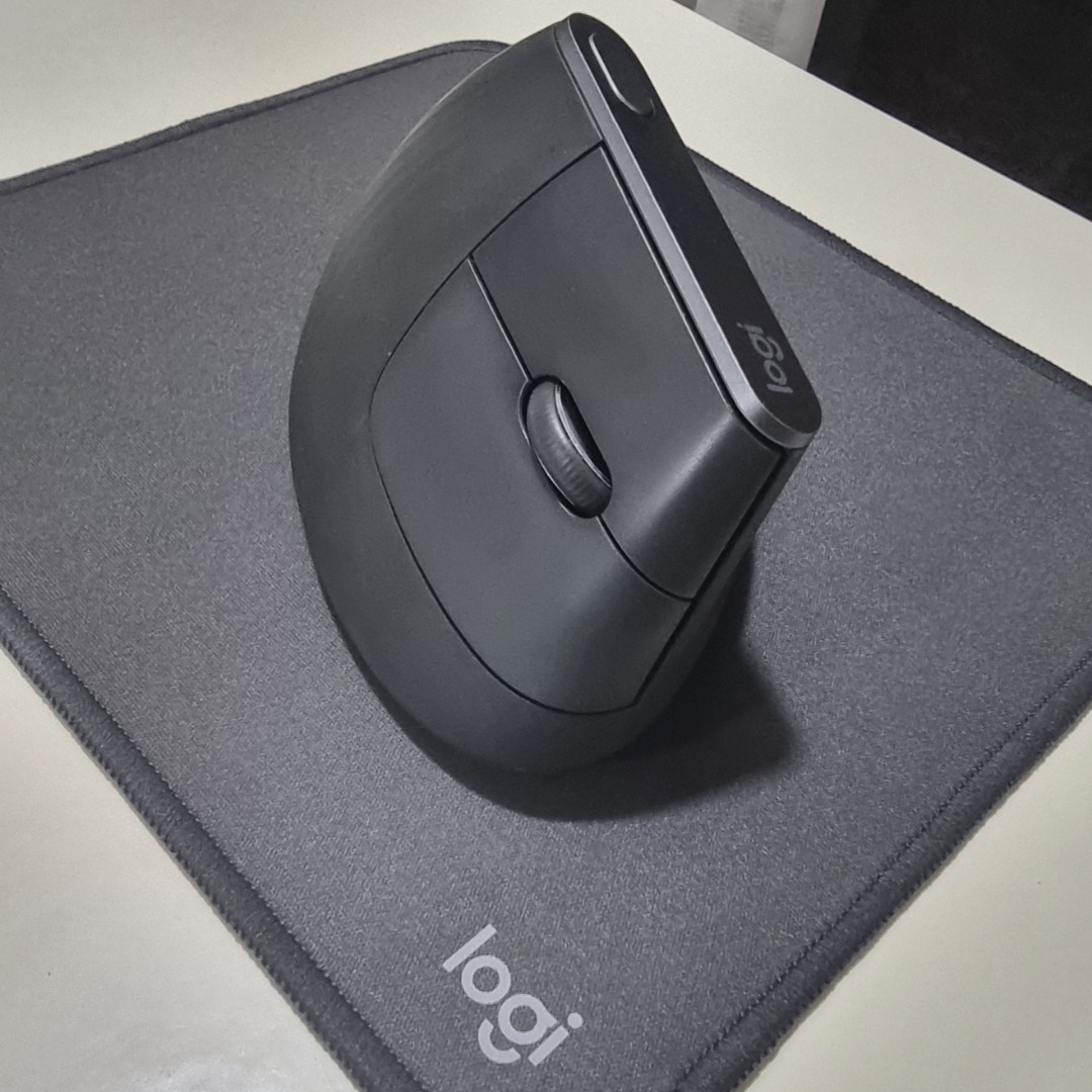 Logitech MX Vertical ERGO Mouse, Computers & Tech, Parts & Accessories ...