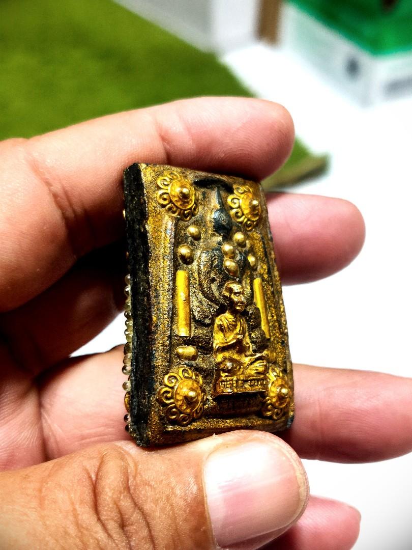 Old Somdej -Lp Toh,Wat Rakang, Hobbies & Toys, Memorabilia ...