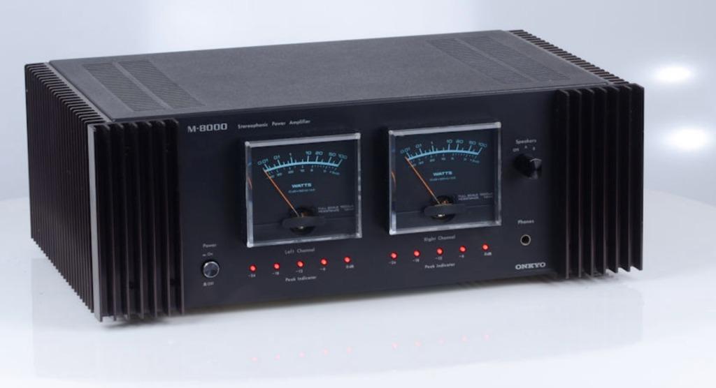 ONKYO M 8000 POWER AMPLIFIER Audio Soundbars Speakers Amplifiers