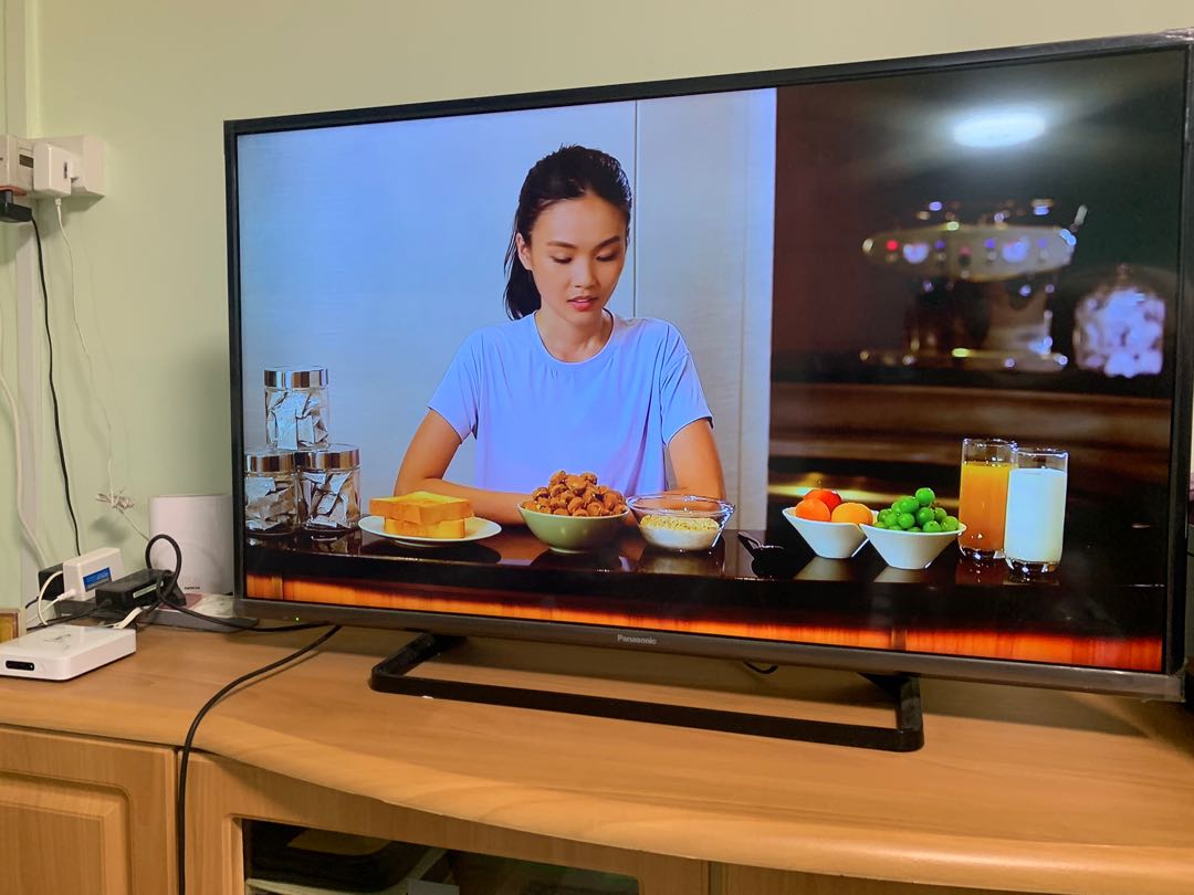 PANASONIC LED SMART TV 44 INCH, TV & Home Appliances, TV ...