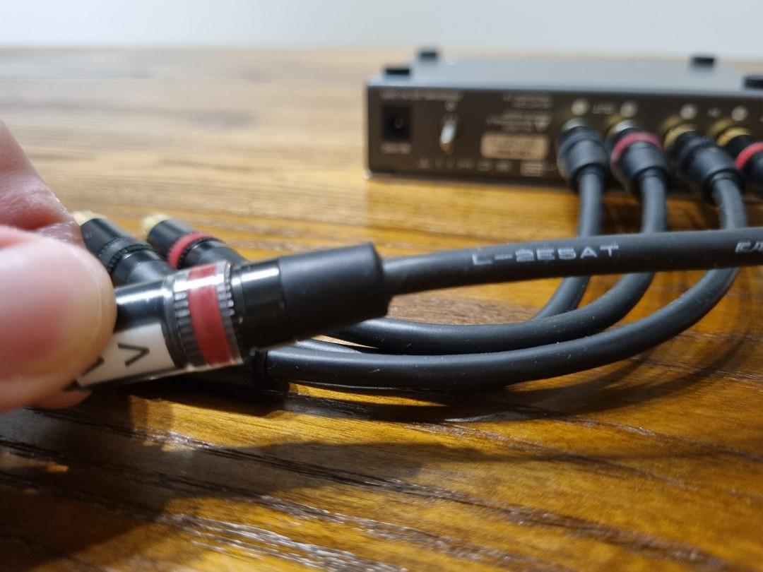 Schiit Loki Mini+ Equalizer + Canare L-2E5AT with Rean by neutrik gold ...