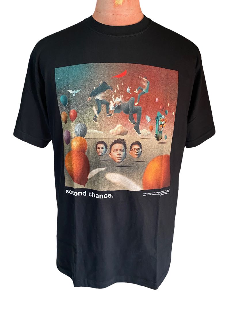 BAJU NOAH ( peterpan ), Men's Fashion, Tops & Sets, Tshirts & Polo ...