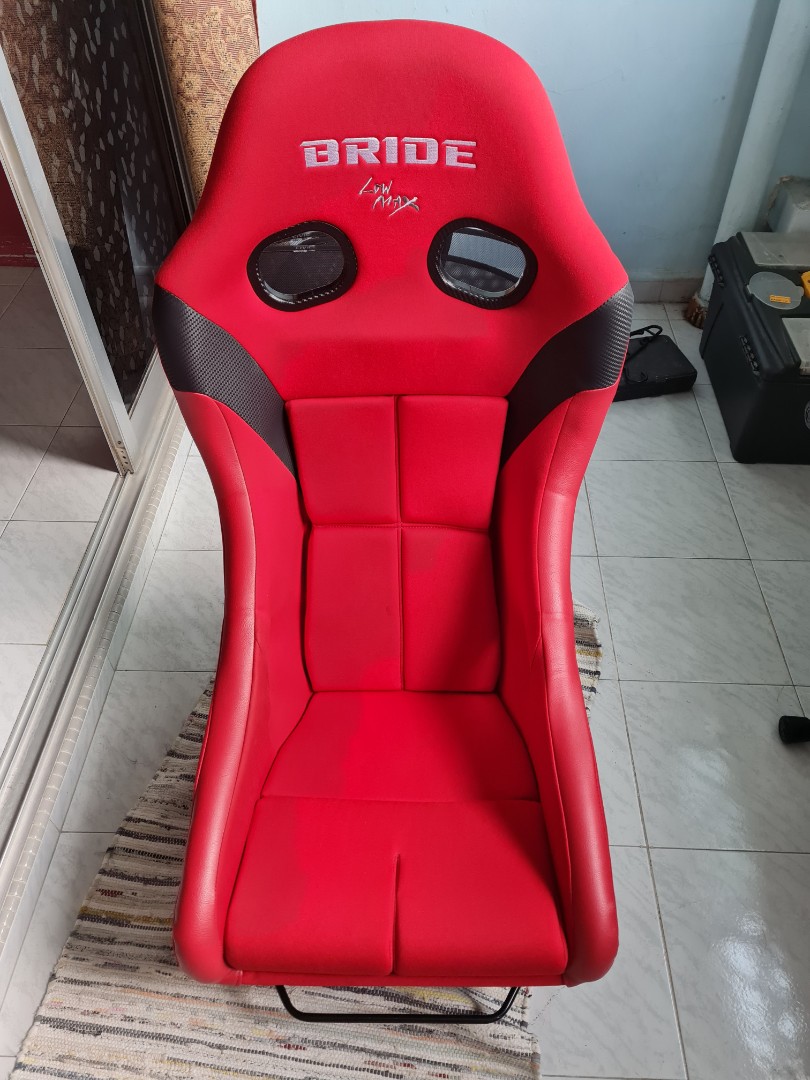 Bride ZIEG IV Wide (Red) Bucket seat, Car Accessories, Accessories on Carousell