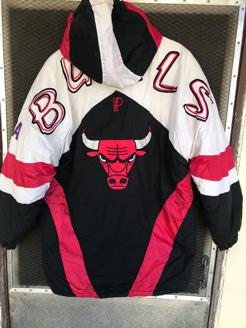 Chicago bulls puffer by Pro player, Men's Fashion, Coats, Jackets and ...