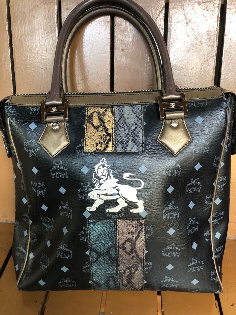 LIMITED EDITION MCM SNAKE PRINCES VERTICAL/LAPTOP BAG, Luxury, Bags ...