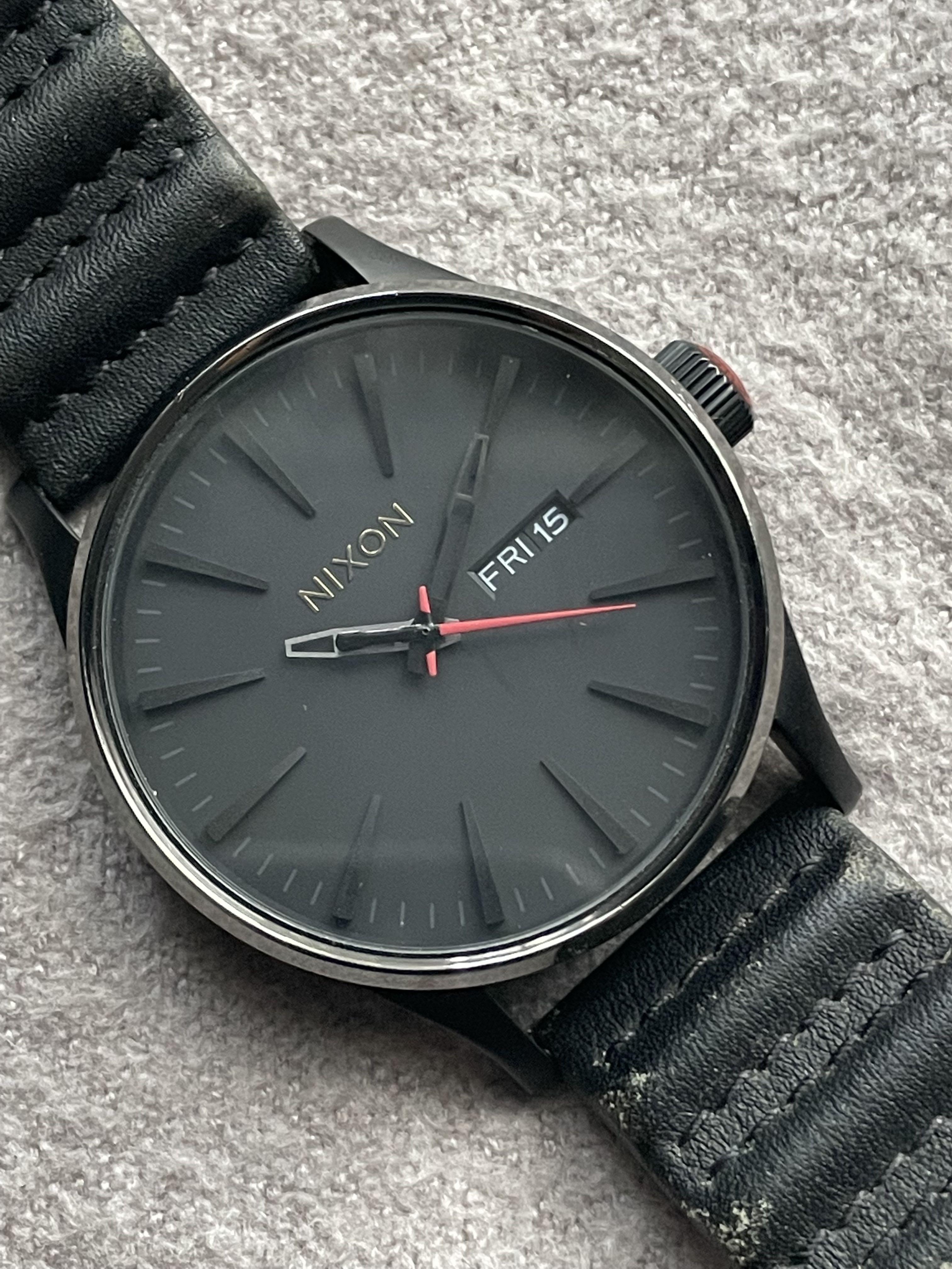 Nixon x Star Wars Kylo Ren Watch, Men's Fashion, Watches & Accessories ...