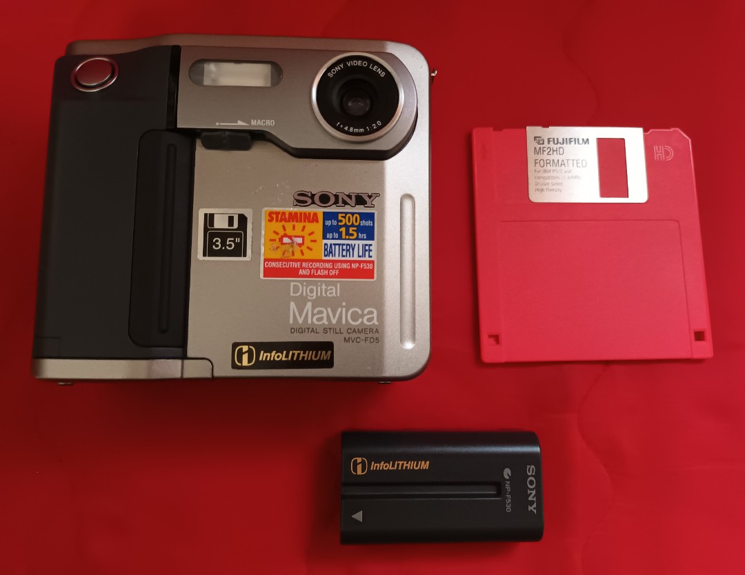 Sony Digital Mavica MVC-FD5 Camera, Photography, Cameras on Carousell