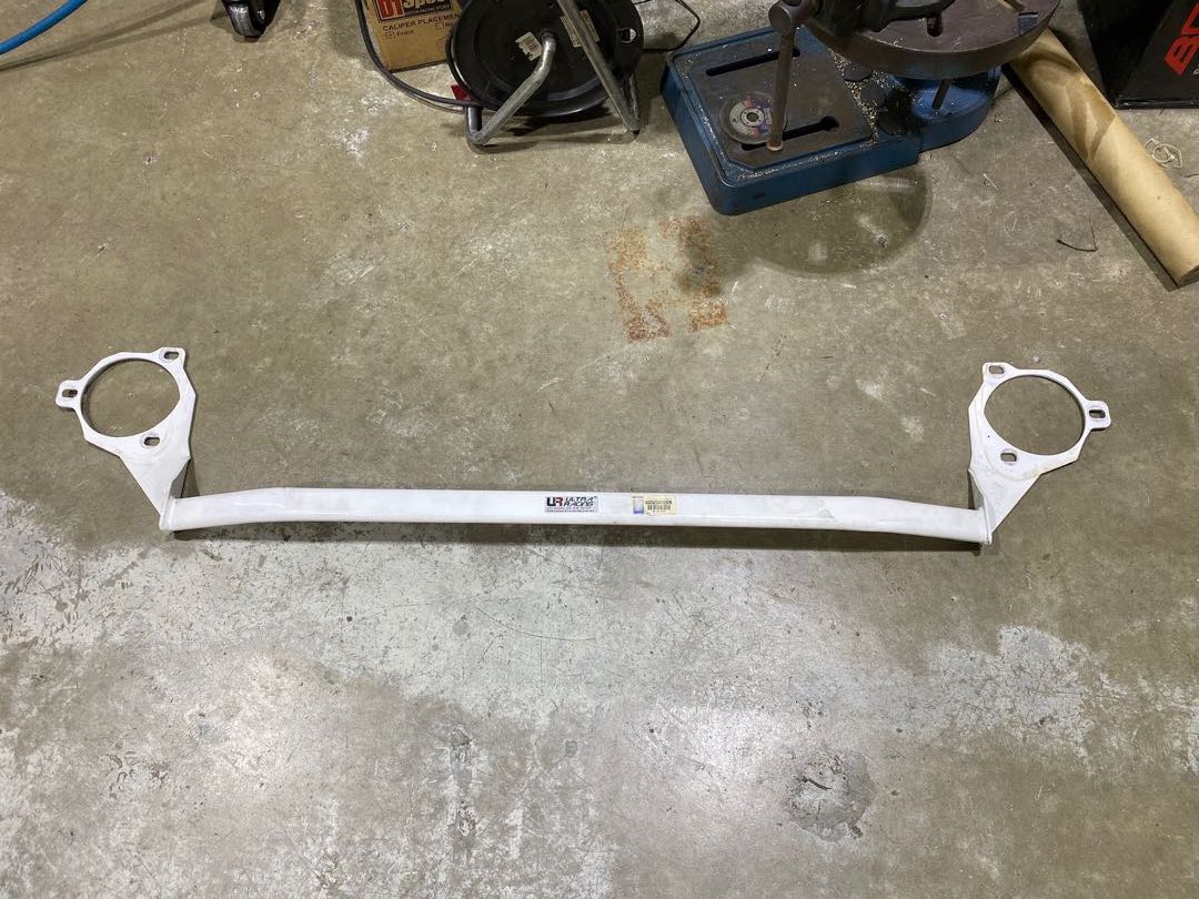 Ultra Racing Front Strut Bar [Toyota C-HR 1.2T], Car Accessories ...