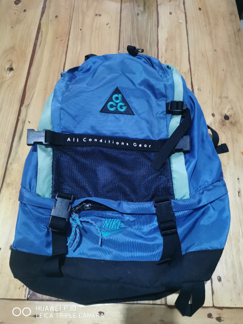 Vintage Nike ACG, Men's Fashion, Bags, Backpacks on Carousell