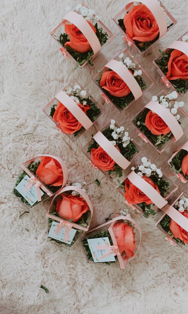 Acrylic Bunga Rampai, Hobbies & Toys, Stationery & Craft, Flowers ...